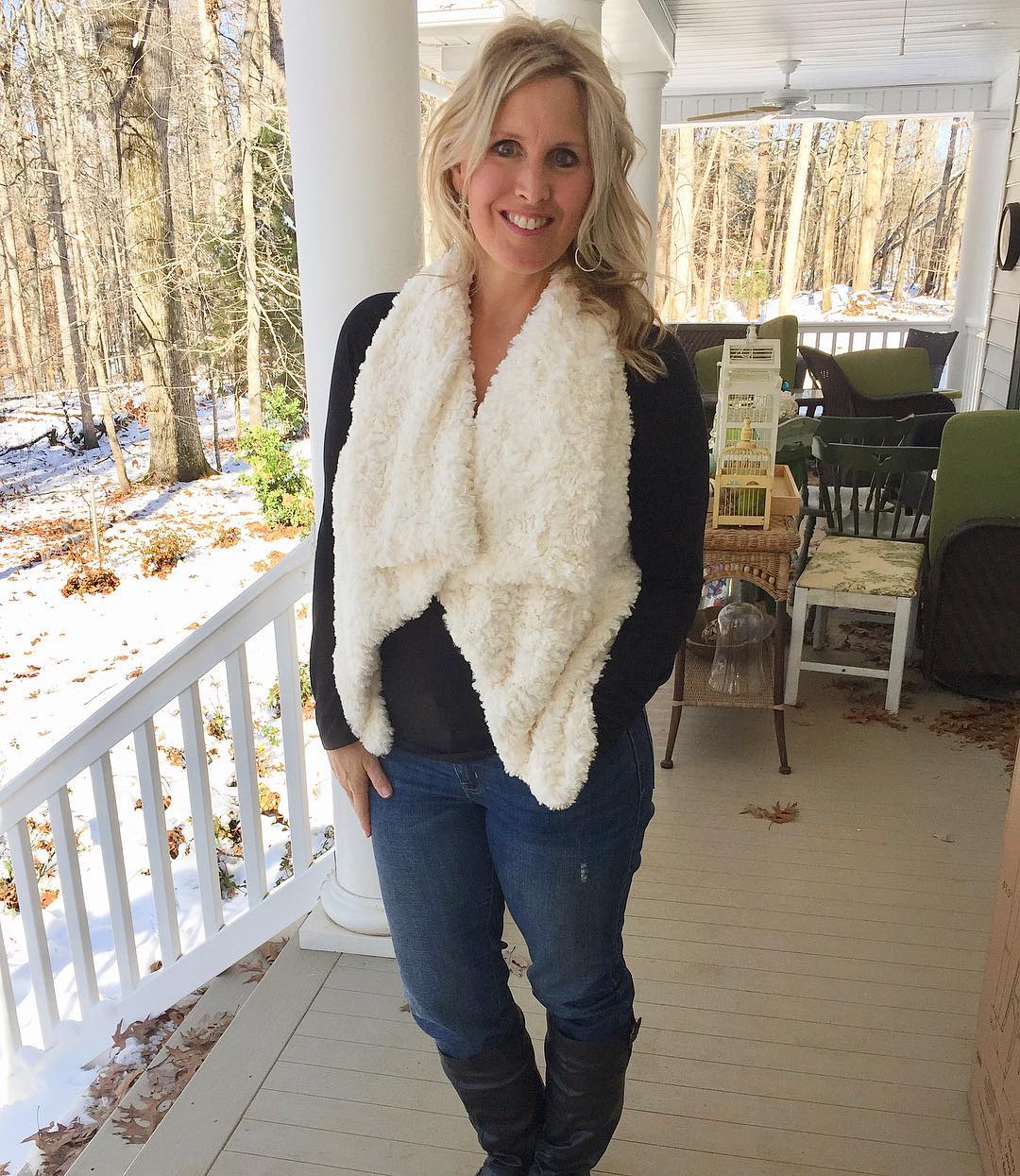 Hospitality & The Power of Invitation | Jen Schmidt | Dear Daughters 49 ...