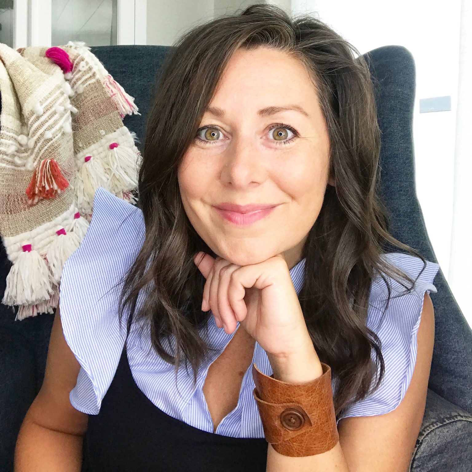 Finding Contentment at Home | Myquillyn Smith – Susie Davis