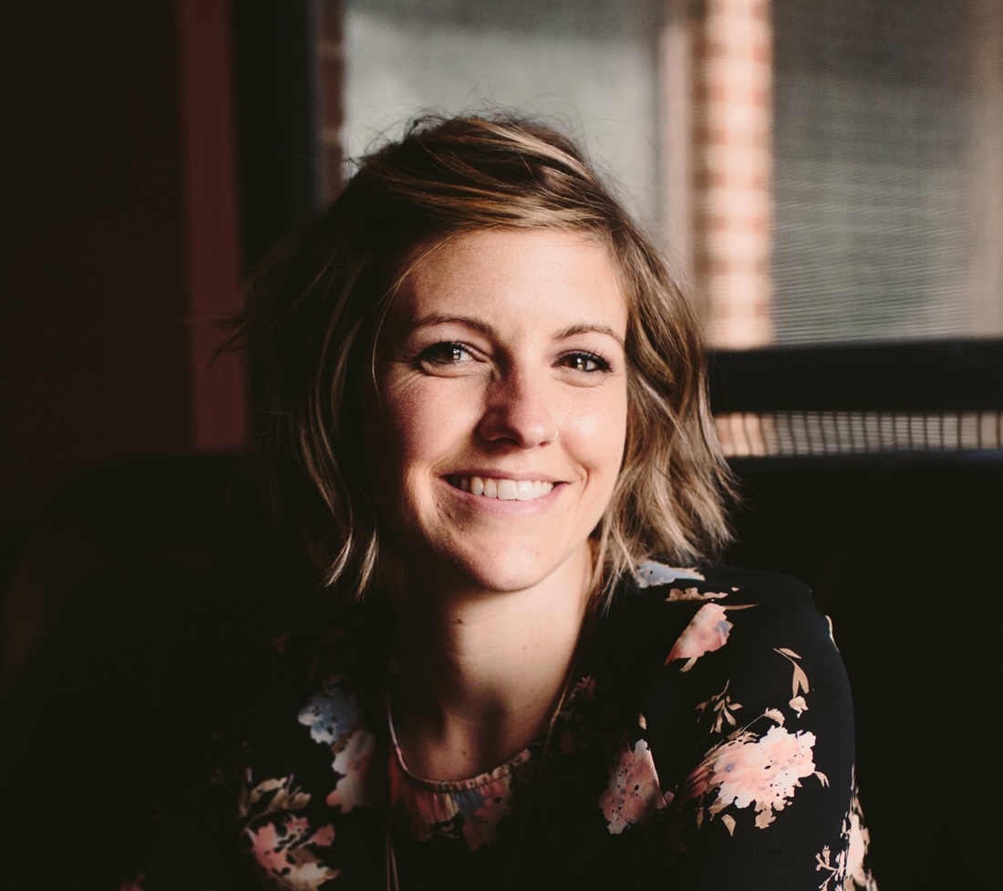Building Friendships that Honor God | Kelly Needham – Susie Davis