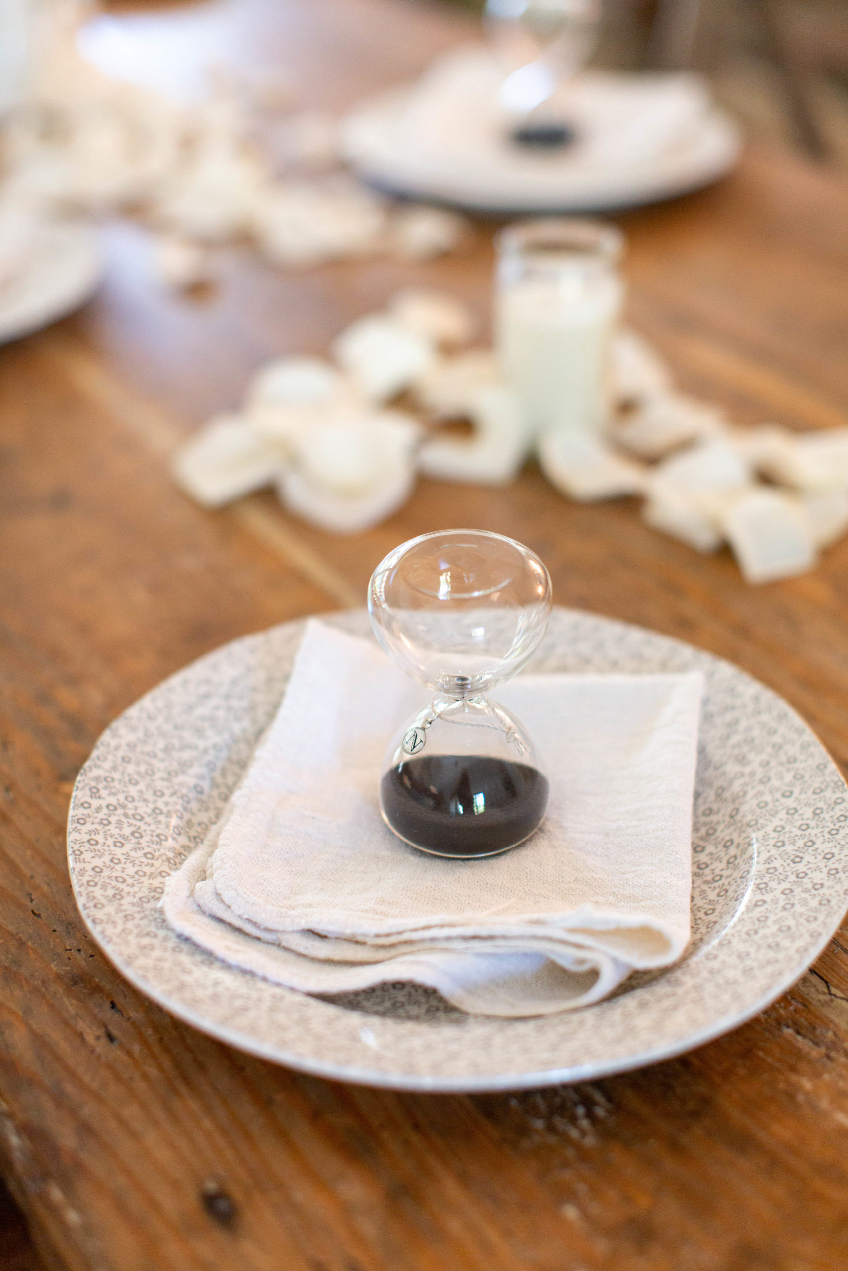 5 Minute Black Sand Hourglass Susie Davis 5 Minute Black Sand Hourglass Susie Davis